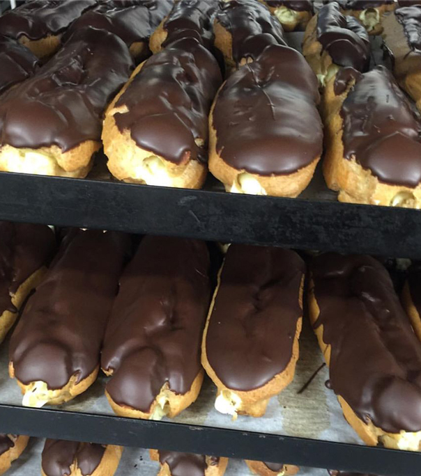 Custard Éclair - St George Cakes and Gelati